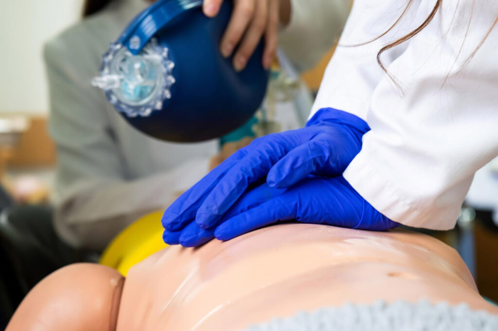 Kardiopulmonale Reanimation (CPR) | Pflegerio
